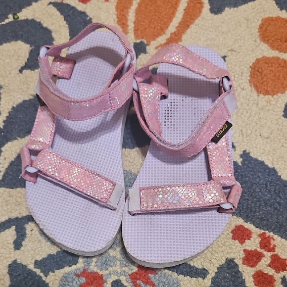 Teva | Shoes | Teva Kids Sparkly Pink Sandals | Poshmark